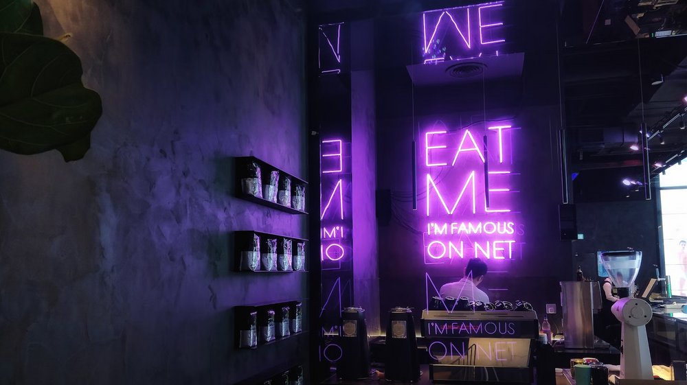How Neon Sign Artwork is Revolutionizing Modern Interior Design