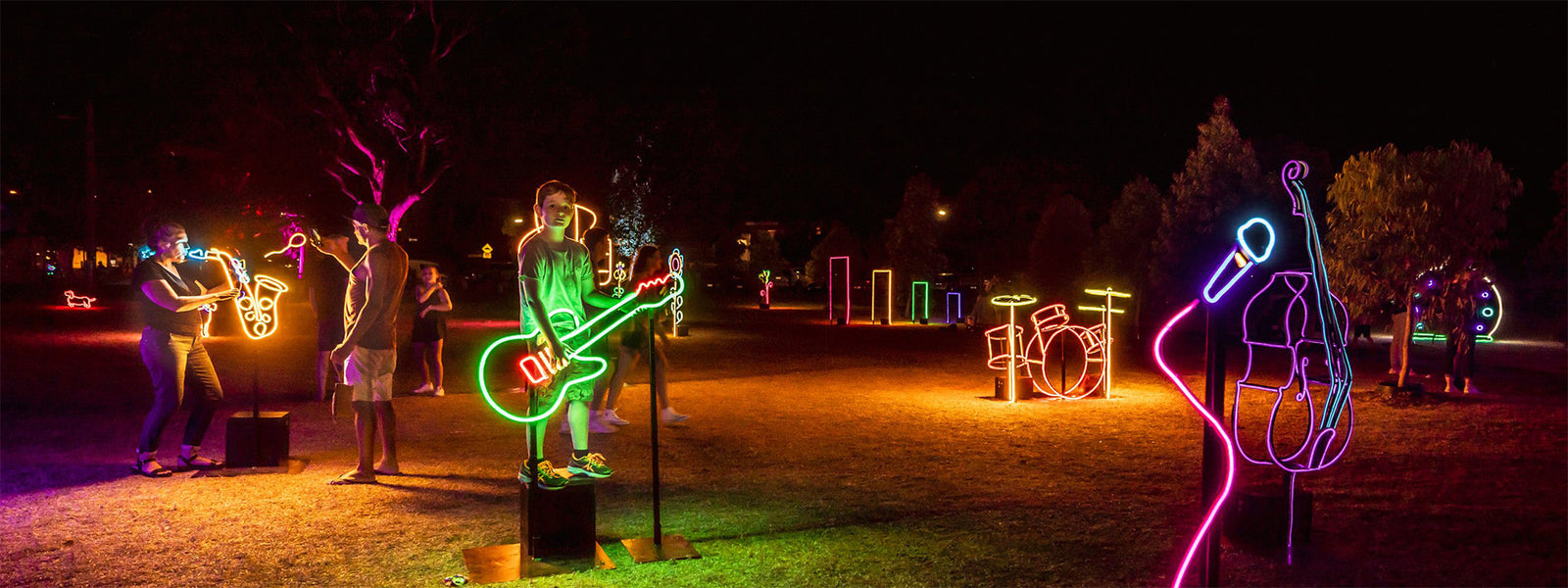 Custom Neon Signs for Any Occassions-Lamomo